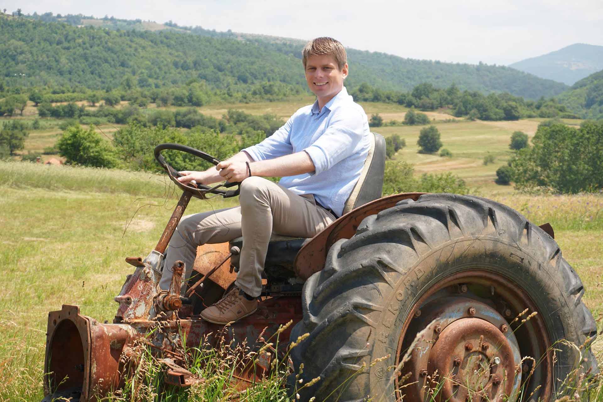 Arnaud Gouillon, humanitarian: Serbia Has Roots, But Also The Wings