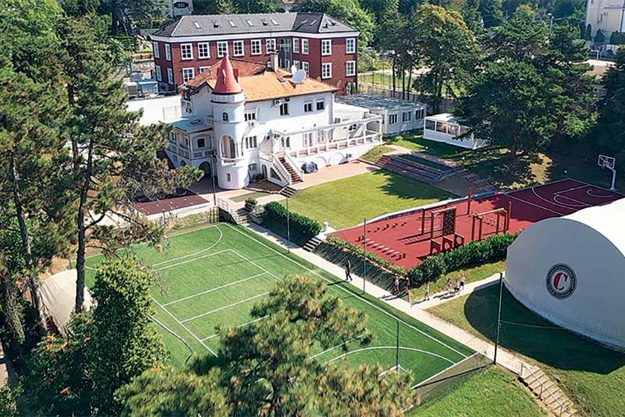 Chartwell: A World Of Its Own - CorD Magazine