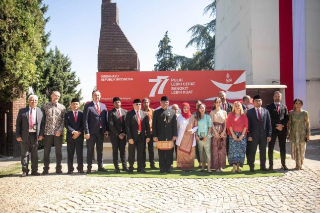 Flag Ceremony At The Indonesian Embassy - CorD Magazine