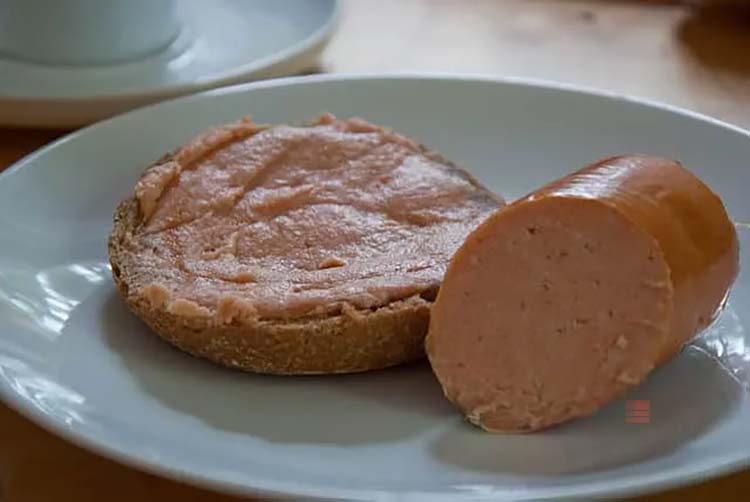 15 Different Types Of German Sausage: Names, History & Origin - CorD ...