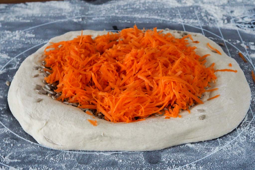 Nordic Carrot Bread With Sunflower Seeds (Gulerodsbrud)