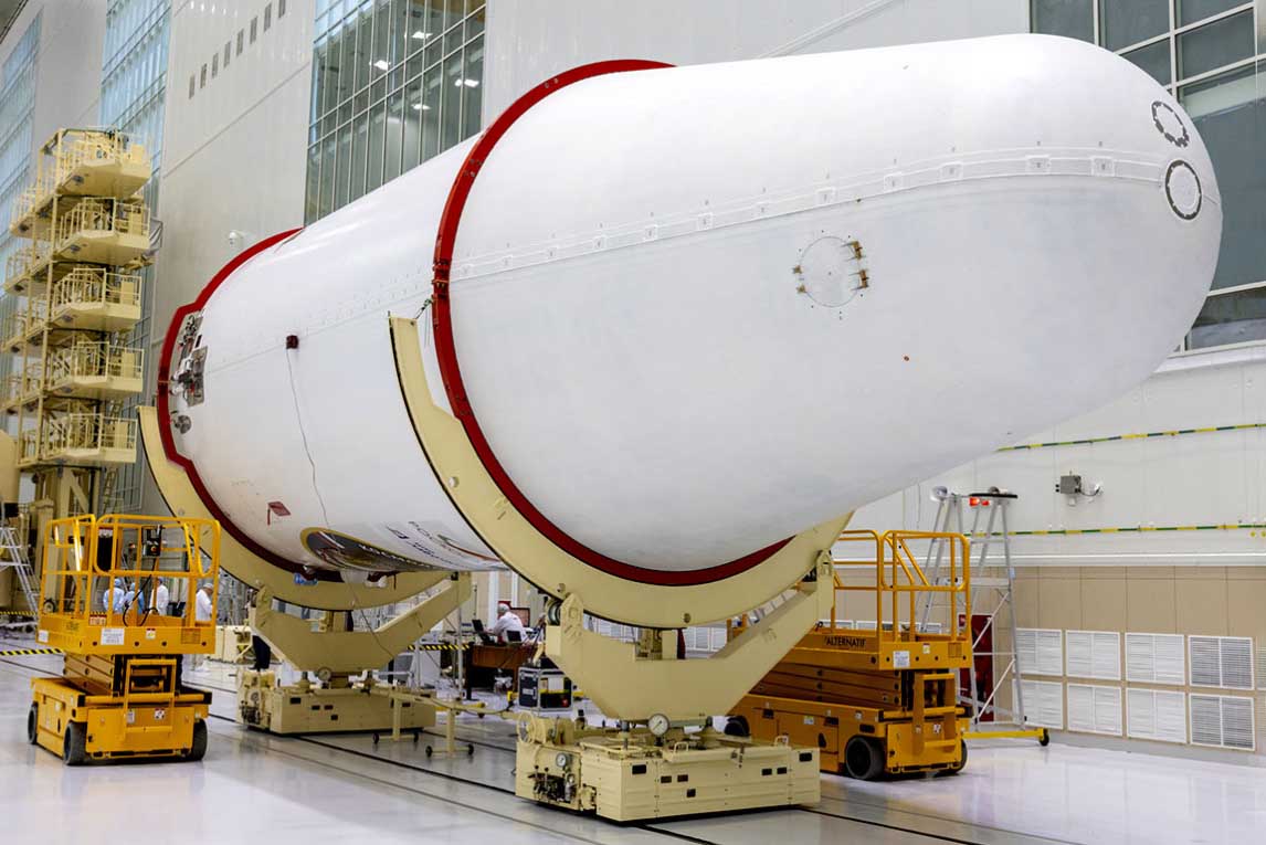 Russia Launches Its First Spacecraft to The Moon After 47 Years - CorD ...