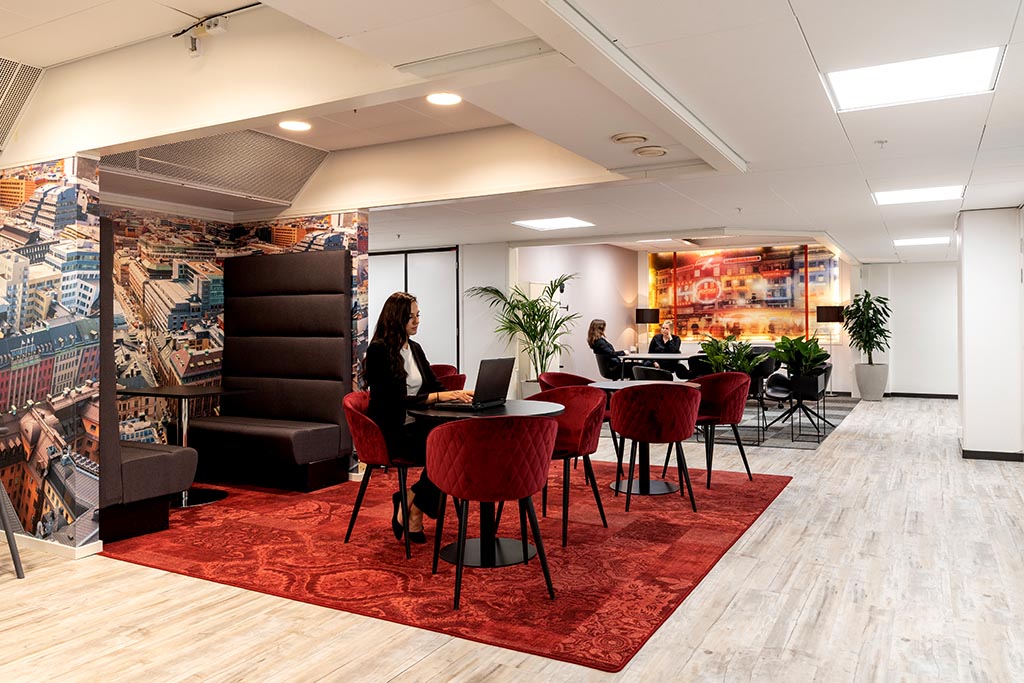 Regus: How the Hybrid Model Can Boost the Bottom Line - CorD Magazine