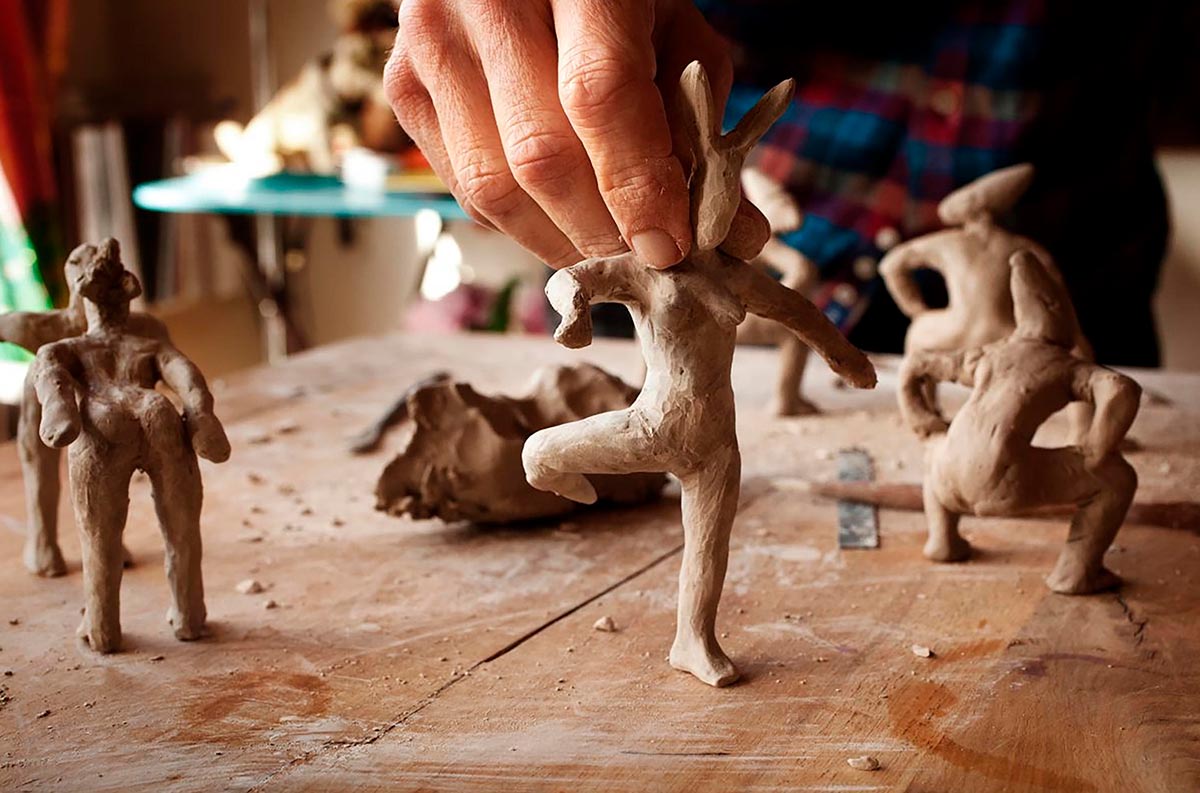 Nikola Zarić, Sculptor: Sculpting the Human Condition Through the Lens ...